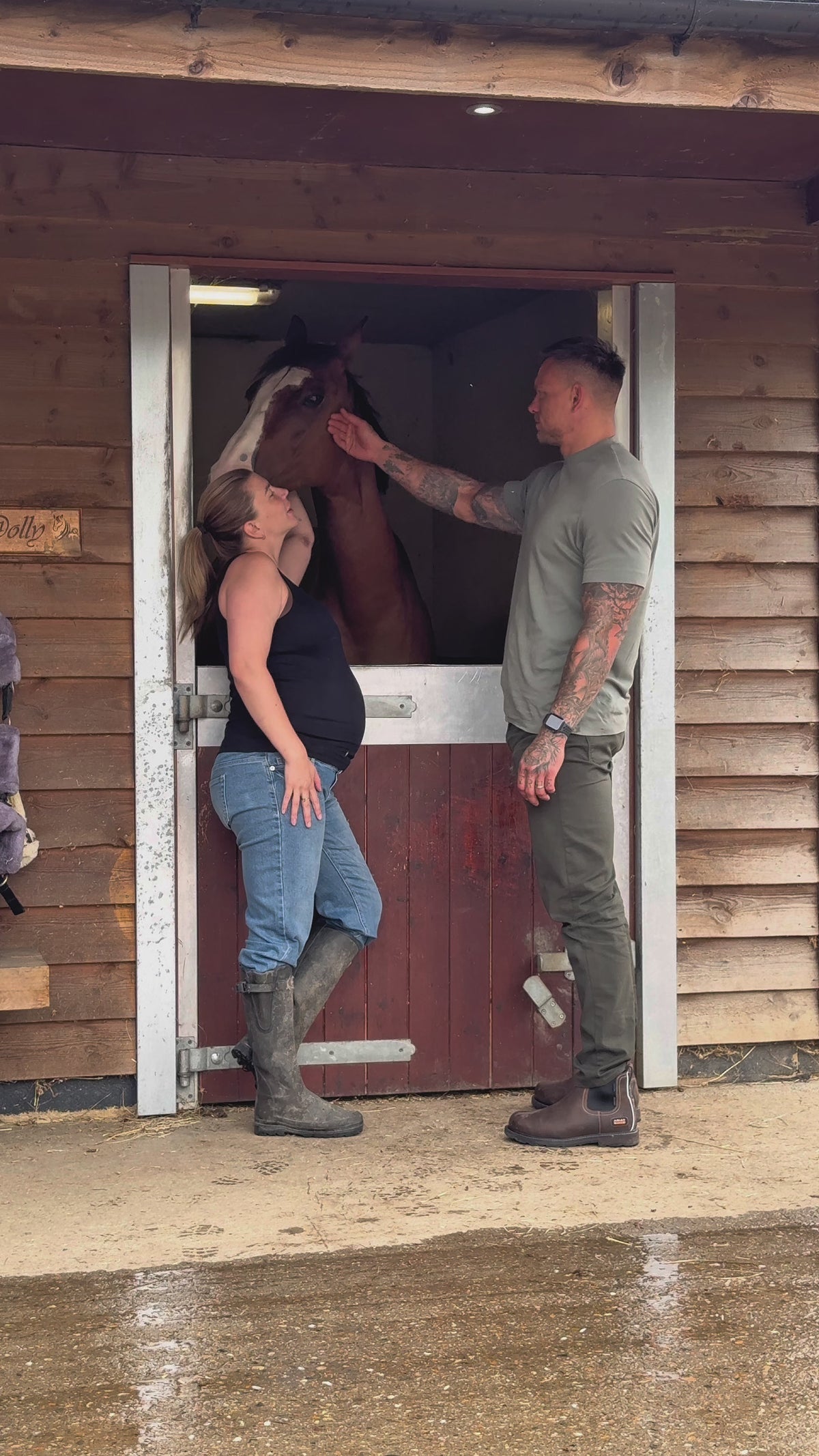 Jeyes Fluid Original Classic Outdoor Disinfectant (Tin) - 1 Litre